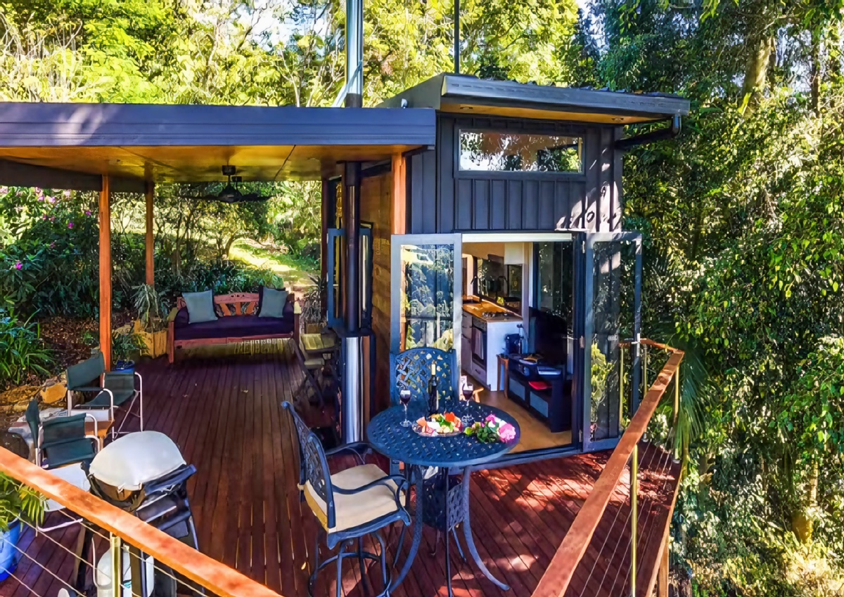 Dream Wooden Deck Prefab House - Tiny House Universe