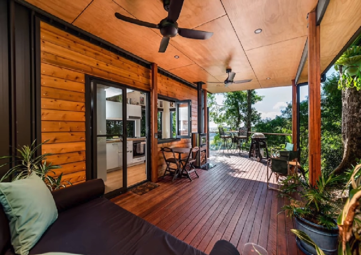 Dream Wooden Deck Prefab House - Tiny House Universe